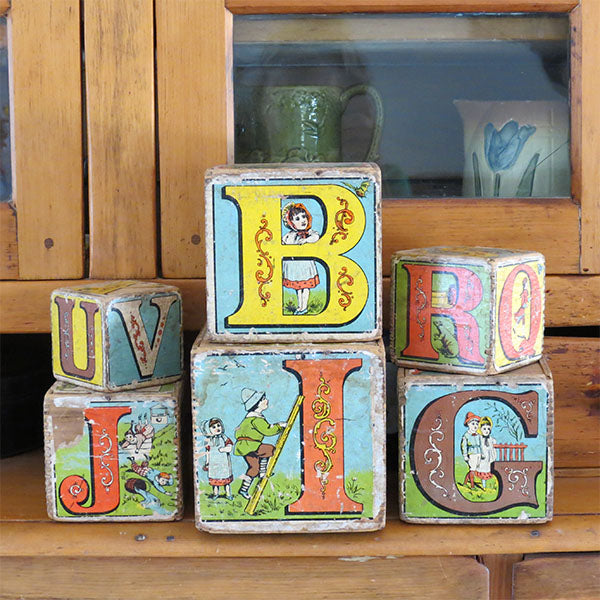 Set of 6 antique Victorian paper covered stacking alphabet blocks (c 1 ...